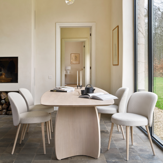 Eettafel Dolmen | Mobitec | Ovale tafel | De Ruijtermeubel