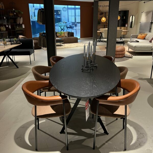 Eetkamertafels - Showroommodellen - Eetkamertafels - de Ruijtermeubel